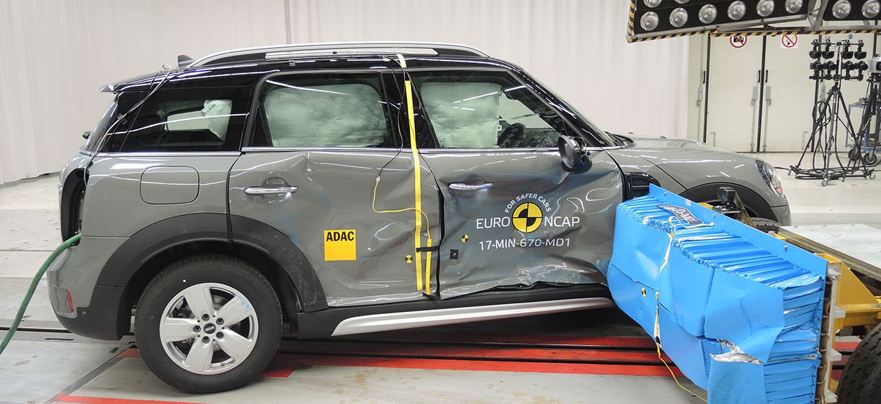 MINI Countryman'e NCAP'ten 5 Yıldız. | MINI Türkiye