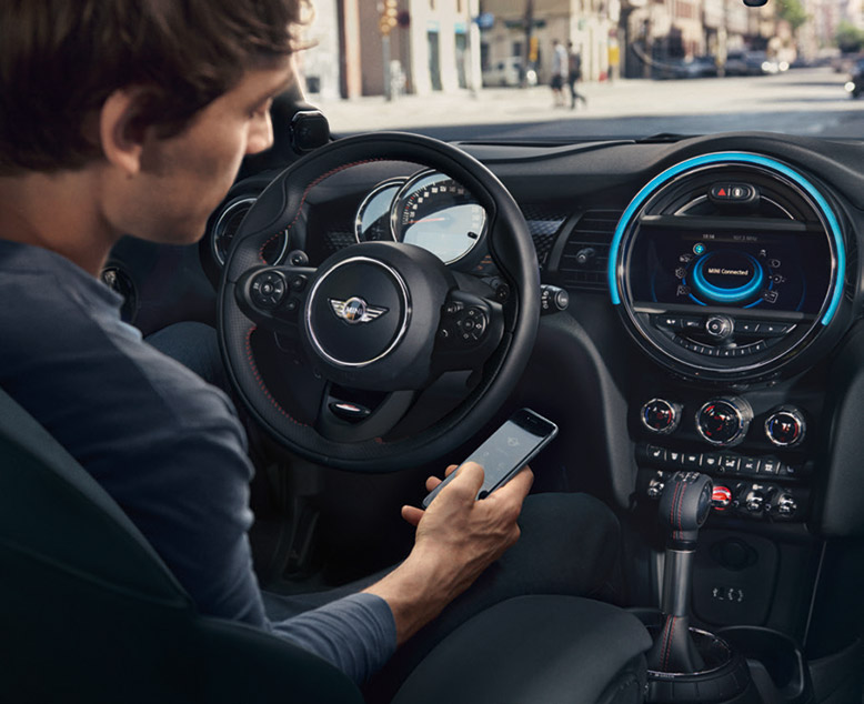 MINI Driver's Guide Uygulaması | MINI Türkiye